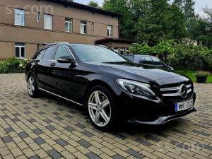Черный Мерседес Ц 250 2015 в Рига, объемом двигателя 2.10 л и пробегом 337 тыс. км за 10500 €, фото 3 на AUTOMOTO.COM.LV