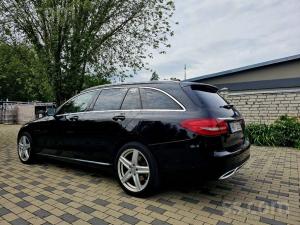 Черный Мерседес Ц 250 2015 в Рига, объемом двигателя 2.10 л и пробегом 337 тыс. км за 10500 €, фото 5 на AUTOMOTO.COM.LV