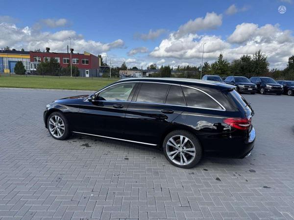 Melns Mercedes-Benz C 250 2015 Telšiai, ar dzinēja tilpumu 2.14 L un nobraukumu 248 tūkst. km par 10300 €, foto 4 vietnē AUTOMOTO.COM.LV