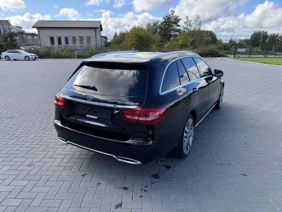 Melns Mercedes-Benz C 250 2015 Telšiai, ar dzinēja tilpumu 2.14 L un nobraukumu 248 tūkst. km par 10300 €, foto 7 vietnē AUTOMOTO.COM.LV