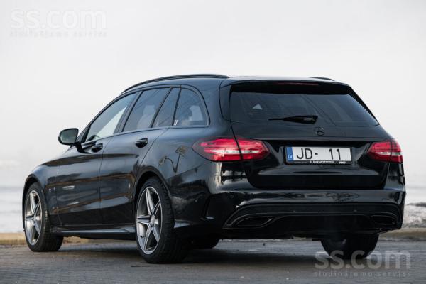 Black Mercedes-Benz C 250 2016 in Liepaja, with an engine capacity of 2.10 L and mileage of 0 thousand km for 15499 €, photo 4 on AUTOMOTO.COM.LV