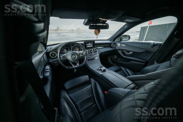 Black Mercedes-Benz C 250 2016 in Liepaja, with an engine capacity of 2.10 L and mileage of 0 thousand km for 15499 €, photo 6 on AUTOMOTO.COM.LV