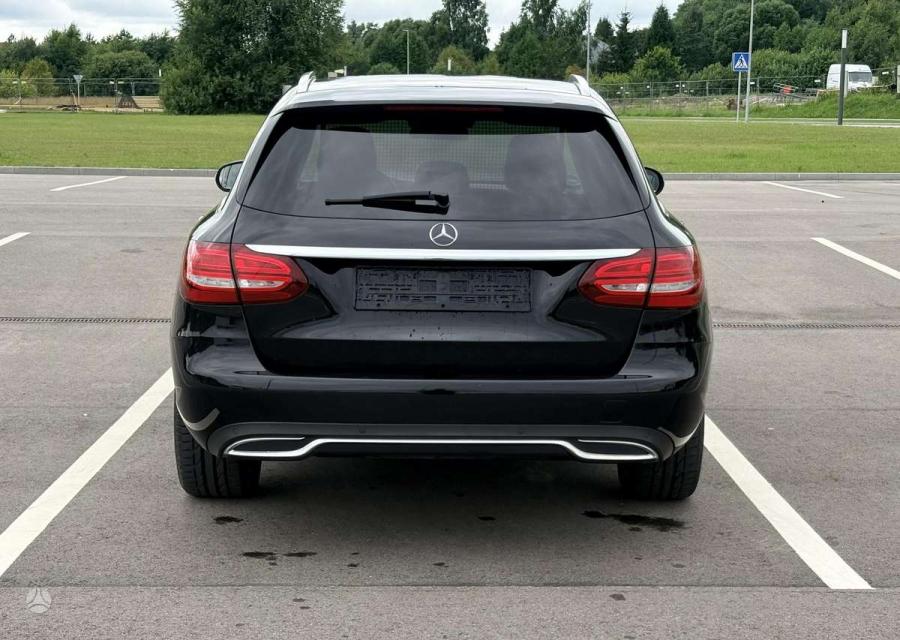 Melns Mercedes-Benz C 250 2016 Klaipėda, ar dzinēja tilpumu 2.14 L un nobraukumu 320 tūkst. km par 12200 €, foto 6 vietnē AUTOMOTO.COM.LV