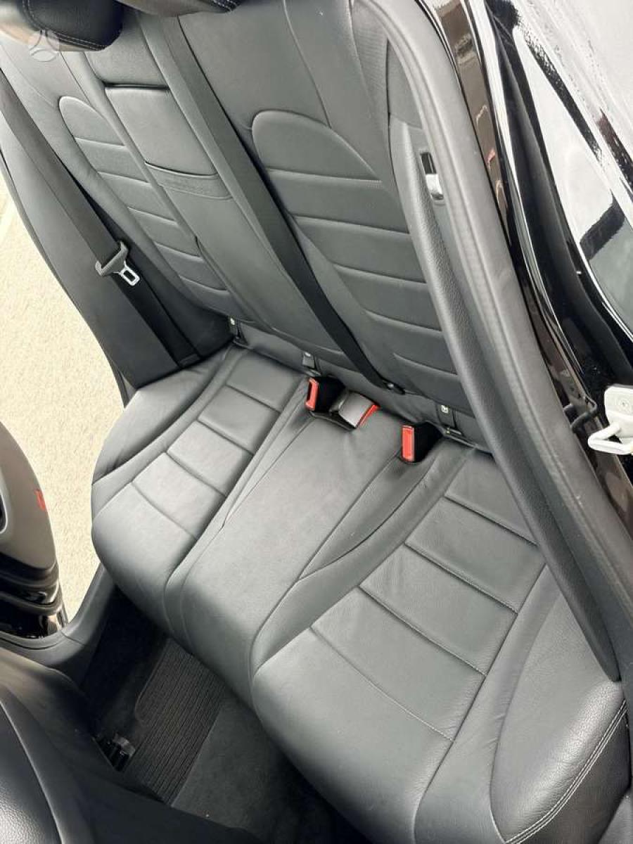 Melns Mercedes-Benz C 250 2016 Klaipėda, ar dzinēja tilpumu 2.14 L un nobraukumu 320 tūkst. km par 12200 €, foto 13 vietnē AUTOMOTO.COM.LV