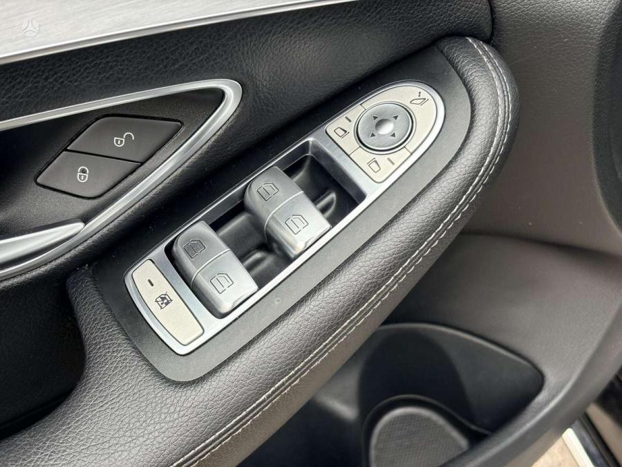 Melns Mercedes-Benz C 250 2016 Klaipėda, ar dzinēja tilpumu 2.14 L un nobraukumu 320 tūkst. km par 12200 €, foto 15 vietnē AUTOMOTO.COM.LV