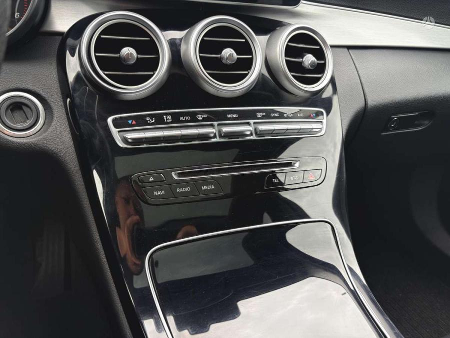 Melns Mercedes-Benz C 250 2016 Klaipėda, ar dzinēja tilpumu 2.14 L un nobraukumu 320 tūkst. km par 12200 €, foto 24 vietnē AUTOMOTO.COM.LV