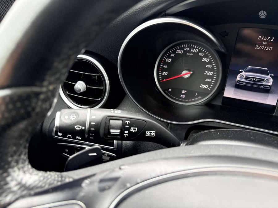 Melns Mercedes-Benz C 250 2016 Klaipėda, ar dzinēja tilpumu 2.14 L un nobraukumu 320 tūkst. km par 12200 €, foto 27 vietnē AUTOMOTO.COM.LV