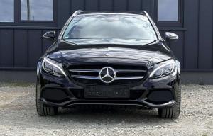 Black Mercedes-Benz C 250 2016 in Klaipeda, with an engine capacity of 2.14 L and mileage of 320 thousand km for 11600 €, photo 3 on AUTOMOTO.COM.LV