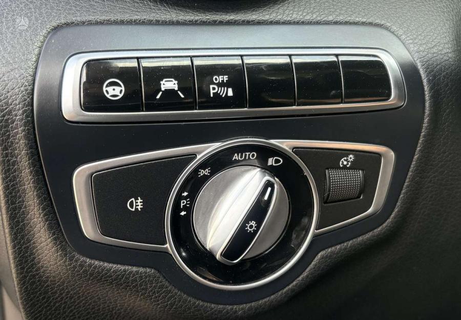 Melns Mercedes-Benz C 250 2016 Klaipėda, ar dzinēja tilpumu 2.14 L un nobraukumu 320 tūkst. km par 11350 €, foto 18 vietnē AUTOMOTO.COM.LV