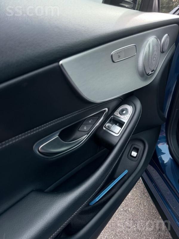 Zils Mercedes-Benz C 250 2017 Rīga, ar dzinēja tilpumu 2.00 L un nobraukumu 172 tūkst. km par 23300 €, foto 9 vietnē AUTOMOTO.COM.LV