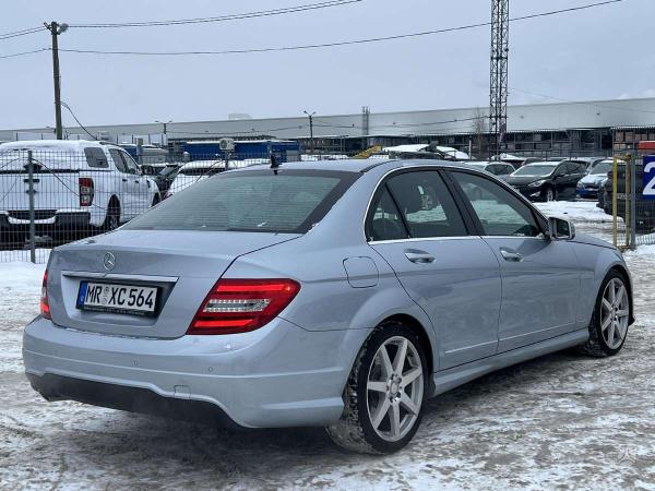Zils Mercedes-Benz C 250 2013 Kauņa, ar dzinēja tilpumu 2.14 L un nobraukumu 281 tūkst. km par 7850 €, foto 5 vietnē AUTOMOTO.COM.LV