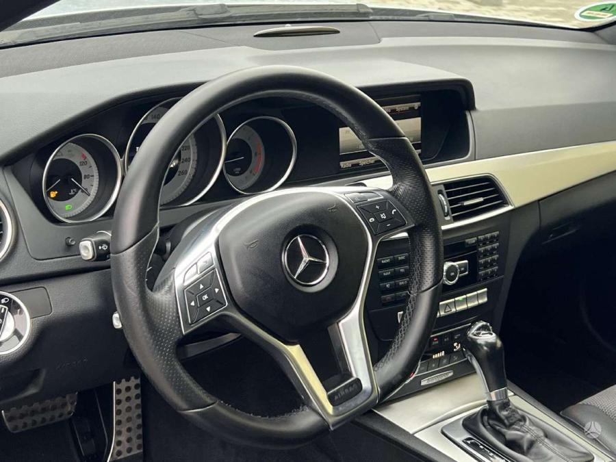 Zils Mercedes-Benz C 250 2013 Kauņa, ar dzinēja tilpumu 2.14 L un nobraukumu 281 tūkst. km par 7850 €, foto 9 vietnē AUTOMOTO.COM.LV