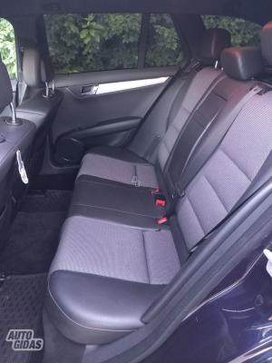 Blue Mercedes-Benz C 250 2011 in Ukmerge, with an engine capacity of 2.10 L and mileage of 357 thousand km for 4300 €, photo 7 on AUTOMOTO.COM.LV