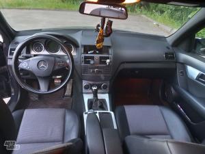 Blue Mercedes-Benz C 250 2011 in Ukmerge, with an engine capacity of 2.10 L and mileage of 357 thousand km for 4300 €, photo 10 on AUTOMOTO.COM.LV