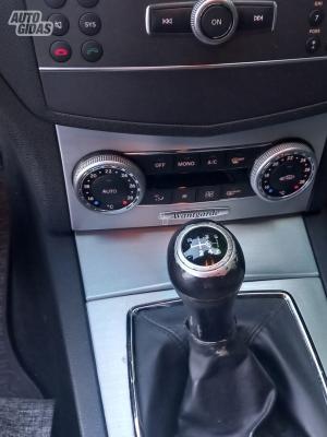 Blue Mercedes-Benz C 250 2011 in Ukmerge, with an engine capacity of 2.10 L and mileage of 357 thousand km for 4300 €, photo 11 on AUTOMOTO.COM.LV