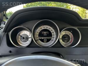 Синий Мерседес Ц 250 2012 в Рига, объемом двигателя 2.50 л и пробегом 147 тыс. км за 12500 €, фото 4 на AUTOMOTO.COM.LV