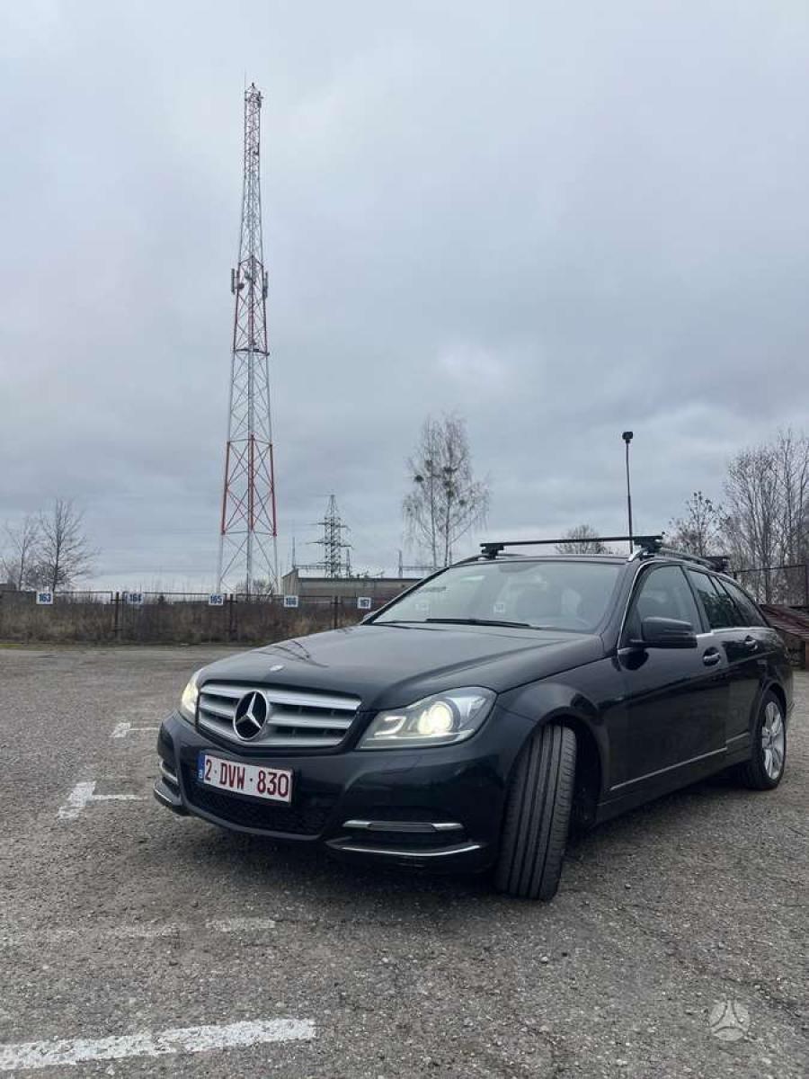 Brown Mercedes-Benz C 250 2014 in Alytus, with an engine capacity of 2.14 L and mileage of 229 thousand km for 7750 €, photo 1 on AUTOMOTO.COM.LV