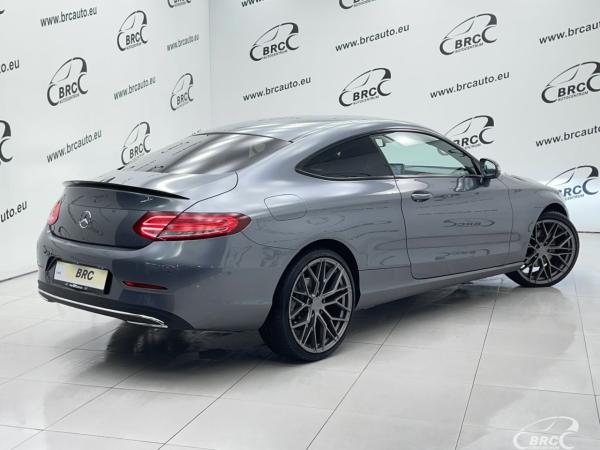 Mercedes-Benz C 250 2016 in Vilnius, with an engine capacity of 2.14 L and mileage of 301 thousand km for 15900 €, photo 2 on AUTOMOTO.COM.LV