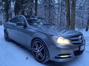 Pelēks Mercedes-Benz C 250 2011 Kauņa, ar dzinēja tilpumu 2.20 L un nobraukumu 194 tūkst. km par 8300 €, foto 2 vietnē AUTOMOTO.COM.LV