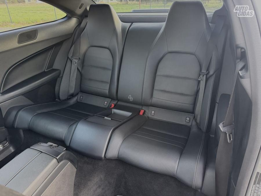 Grey Mercedes-Benz C 250 2012 in Vilnius, with an engine capacity of 2.20 L and mileage of 320 thousand km for 7200 €, photo 32 on AUTOMOTO.COM.LV