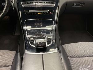Grey Mercedes-Benz C 250 2016 in Vilnius, with an engine capacity of 2.14 L and mileage of 301 thousand km for 15600 €, photo 16 on AUTOMOTO.COM.LV