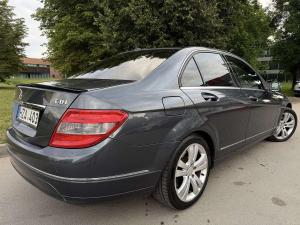 Серый Мерседес Ц 250 2009 в Каунас, объемом двигателя 2.20 л и пробегом 265 тыс. км за 5000 €, фото 5 на AUTOMOTO.COM.LV