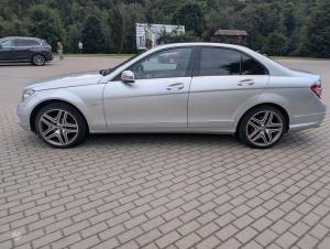 Grey Mercedes-Benz C 250 2009 in Vilnius, with an engine capacity of 2.14 L and mileage of 382 thousand km for 4200 €, photo 8 on AUTOMOTO.COM.LV