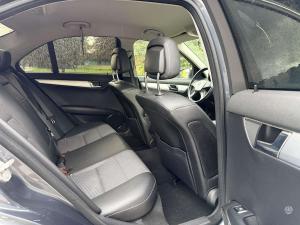 Grey Mercedes-Benz C 250 2009 in Kaunas, with an engine capacity of 2.20 L and mileage of 265 thousand km for 4750 €, photo 12 on AUTOMOTO.COM.LV