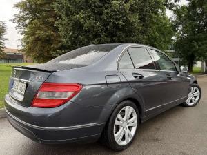 Grey Mercedes-Benz C 250 2009 in Kaunas, with an engine capacity of 2.20 L and mileage of 265 thousand km for 4750 €, photo 13 on AUTOMOTO.COM.LV