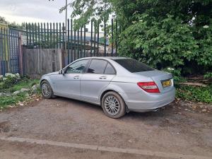 Pelēks Mercedes-Benz C 250 2010 Kauņa, ar dzinēja tilpumu 2.14 L un nobraukumu 146 tūkst. km par 2100 €, foto 6 vietnē AUTOMOTO.COM.LV