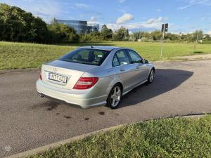 Pelēks Mercedes-Benz C 250 2011 Viļņa, ar dzinēja tilpumu 2.14 L un nobraukumu 253 tūkst. km par 7500 €, foto 4 vietnē AUTOMOTO.COM.LV