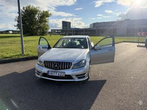 Pelēks Mercedes-Benz C 250 2011 Viļņa, ar dzinēja tilpumu 2.14 L un nobraukumu 253 tūkst. km par 7500 €, foto 8 vietnē AUTOMOTO.COM.LV
