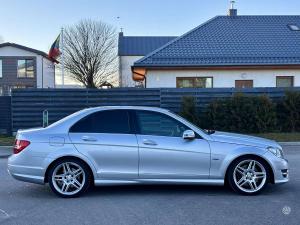 Pelēks Mercedes-Benz C 250 2012 Viļņa, ar dzinēja tilpumu 2.14 L un nobraukumu 320 tūkst. km par 7350 €, foto 8 vietnē AUTOMOTO.COM.LV