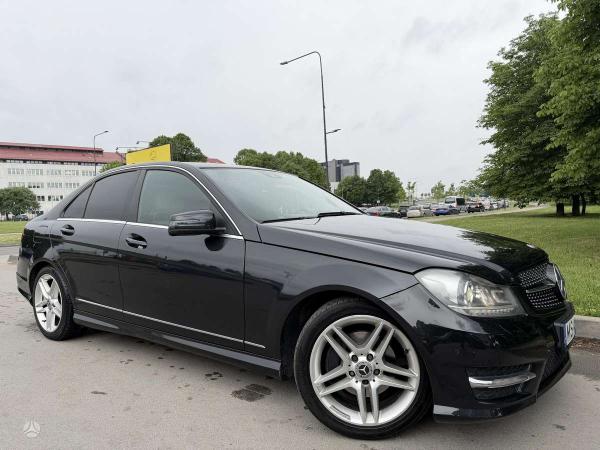 Pelēks Mercedes-Benz C 250 2012 Kauņa, ar dzinēja tilpumu 2.14 L un nobraukumu 312 tūkst. km par 8500 €, foto 2 vietnē AUTOMOTO.COM.LV