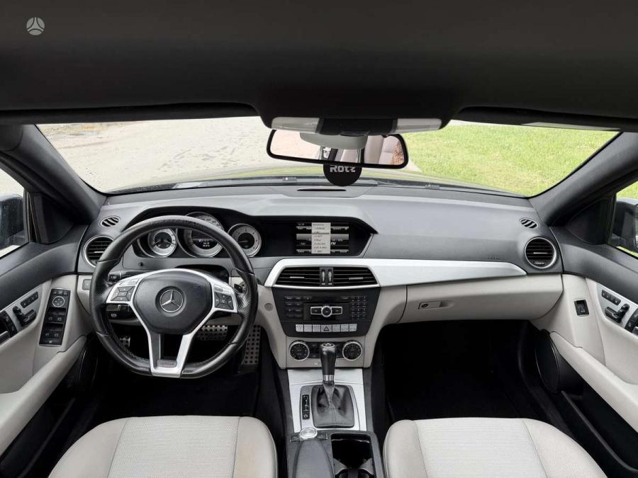 Pelēks Mercedes-Benz C 250 2012 Kauņa, ar dzinēja tilpumu 2.14 L un nobraukumu 312 tūkst. km par 8500 €, foto 6 vietnē AUTOMOTO.COM.LV