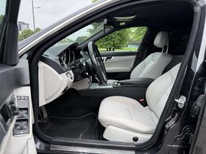 Pelēks Mercedes-Benz C 250 2012 Kauņa, ar dzinēja tilpumu 2.14 L un nobraukumu 312 tūkst. km par 8500 €, foto 18 vietnē AUTOMOTO.COM.LV