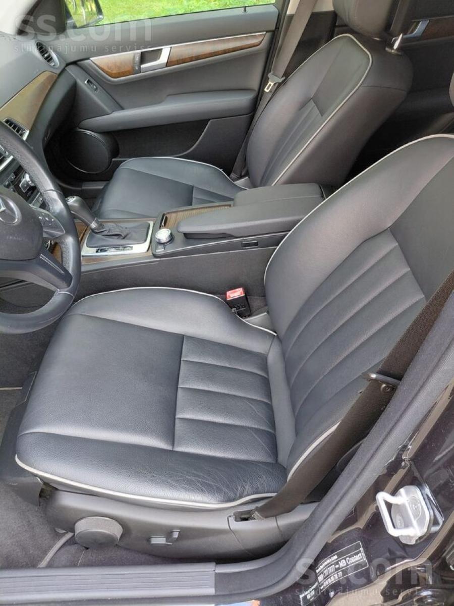 Grey Mercedes-Benz C 250 2013 in Riga, with an engine capacity of 2.50 L and mileage of 0 thousand km for 6950 €, photo 16 on AUTOMOTO.COM.LV