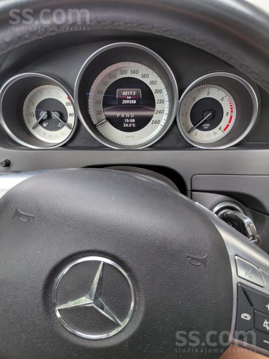 Grey Mercedes-Benz C 250 2013 in Riga, with an engine capacity of 2.50 L and mileage of 0 thousand km for 6950 €, photo 18 on AUTOMOTO.COM.LV
