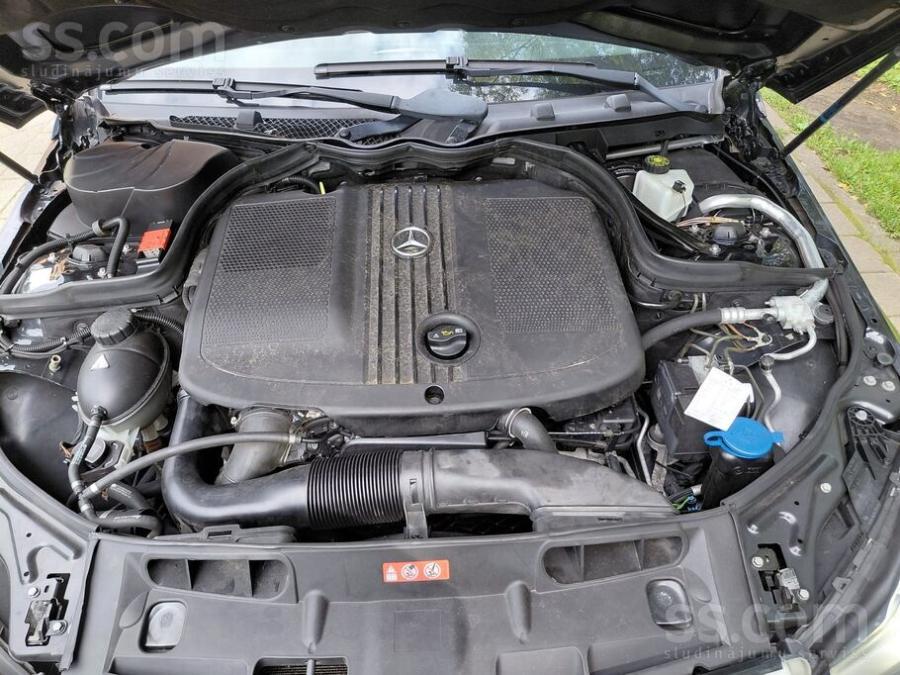 Grey Mercedes-Benz C 250 2013 in Riga, with an engine capacity of 2.50 L and mileage of 0 thousand km for 6950 €, photo 19 on AUTOMOTO.COM.LV