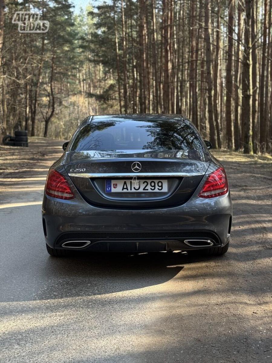 Grey Mercedes-Benz C 250 2015 in Kaunas, with an engine capacity of 2.10 L and mileage of 264 thousand km for 15600 €, photo 10 on AUTOMOTO.COM.LV