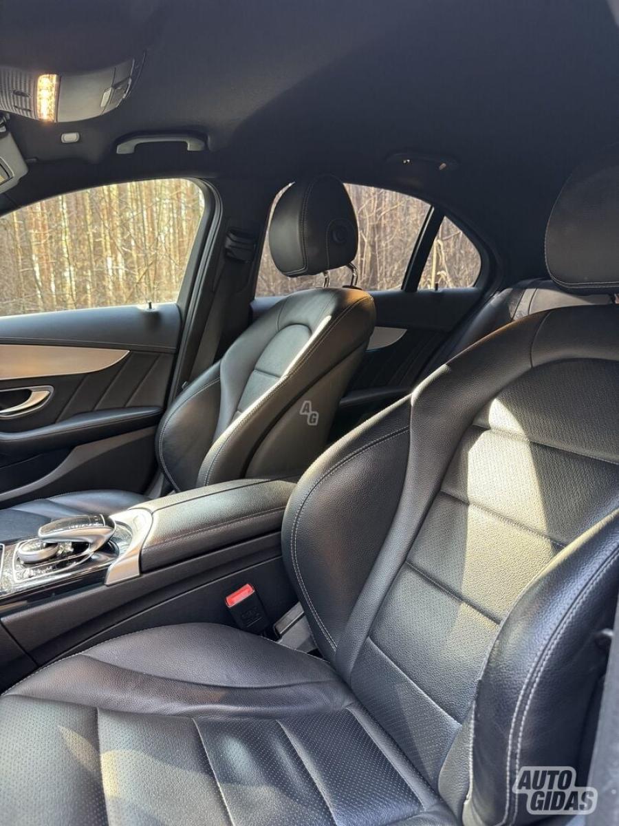Grey Mercedes-Benz C 250 2015 in Kaunas, with an engine capacity of 2.10 L and mileage of 264 thousand km for 15600 €, photo 17 on AUTOMOTO.COM.LV