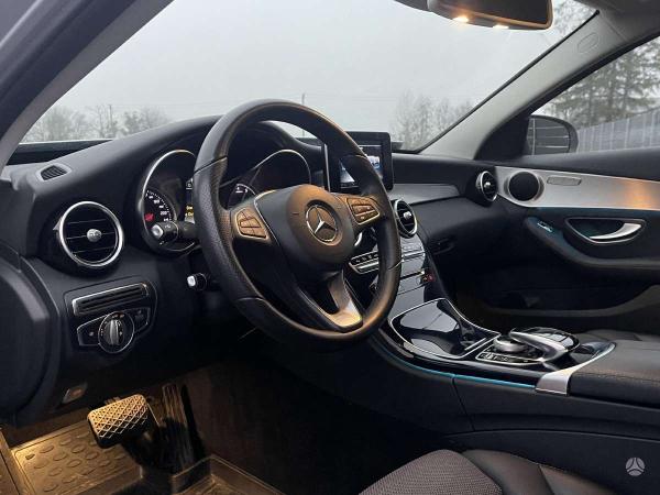 Grey Mercedes-Benz C 250 2017 in Kaunas, with an engine capacity of 2.00 L and mileage of 35 thousand km for 12950 €, photo 10 on AUTOMOTO.COM.LV
