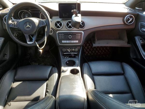 Grey Mercedes-Benz C 250 2017 in Klaipeda, with an engine capacity of 2.00 L and mileage of 263 thousand km for 7500 €, photo 8 on AUTOMOTO.COM.LV