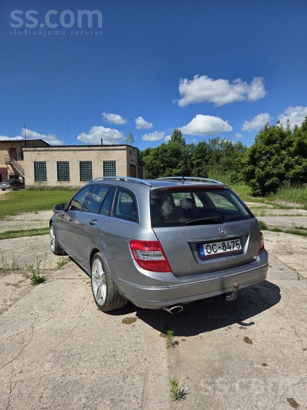 Grey Mercedes-Benz C 250 2009 in Riga, with an engine capacity of 2.20 L and mileage of 360 thousand km for 7000 €, photo 3 on AUTOMOTO.COM.LV