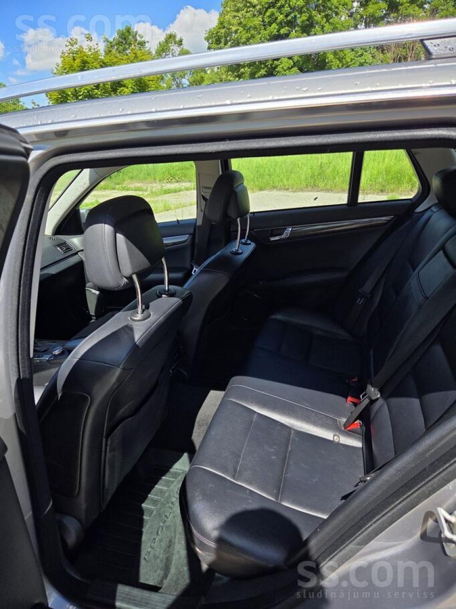 Pelēks Mercedes-Benz C 250 2009 Rīga, ar dzinēja tilpumu 2.20 L un nobraukumu 360 tūkst. km par 6400 €, foto 18 vietnē AUTOMOTO.COM.LV