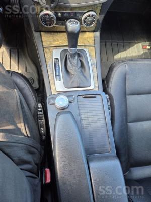 Pelēks Mercedes-Benz C 250 2009 Rīga, ar dzinēja tilpumu 2.20 L un nobraukumu 360 tūkst. km par 4500 €, foto 10 vietnē AUTOMOTO.COM.LV