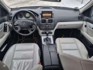 Pelēks Mercedes-Benz C 250 2010 Kauņa, ar dzinēja tilpumu 2.00 L un nobraukumu 244 tūkst. km par 5200 €, foto 7 vietnē AUTOMOTO.COM.LV