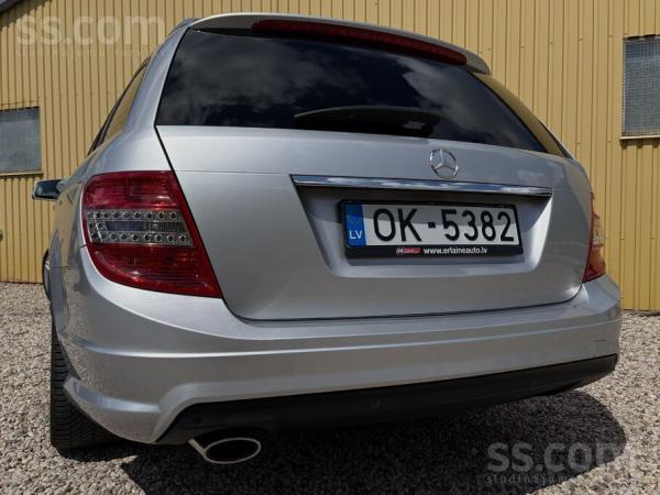 Серый Мерседес Ц 250 2010 в Тукумс, объемом двигателя 2.20 л и пробегом 270 тыс. км за 6600 €, фото 9 на AUTOMOTO.COM.LV