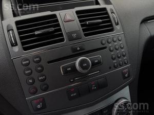 Серый Мерседес Ц 250 2010 в Тукумс, объемом двигателя 2.20 л и пробегом 270 тыс. км за 6600 €, фото 19 на AUTOMOTO.COM.LV