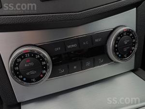 Серый Мерседес Ц 250 2010 в Тукумс, объемом двигателя 2.20 л и пробегом 270 тыс. км за 6600 €, фото 20 на AUTOMOTO.COM.LV